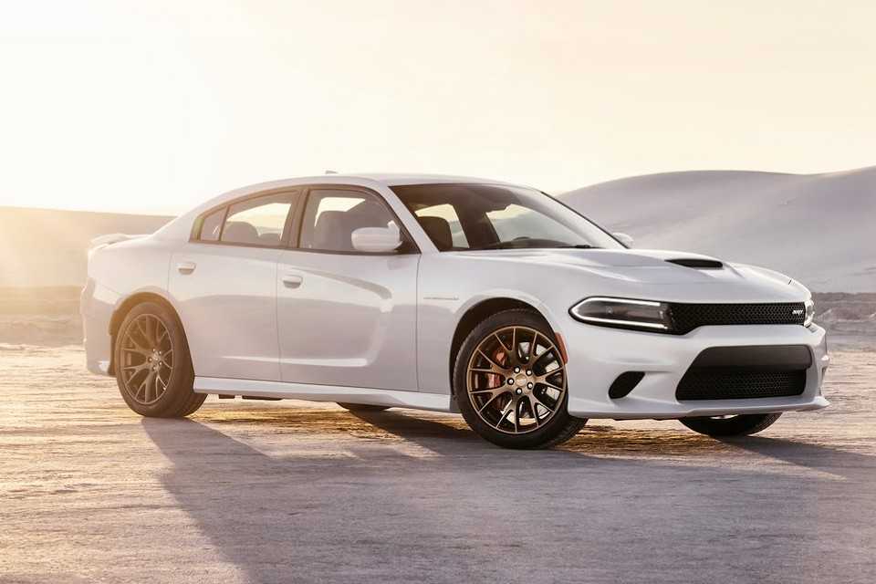 Dodge Charger SRT Hellcat é o sedã mais rápido do mundo - AUTOO