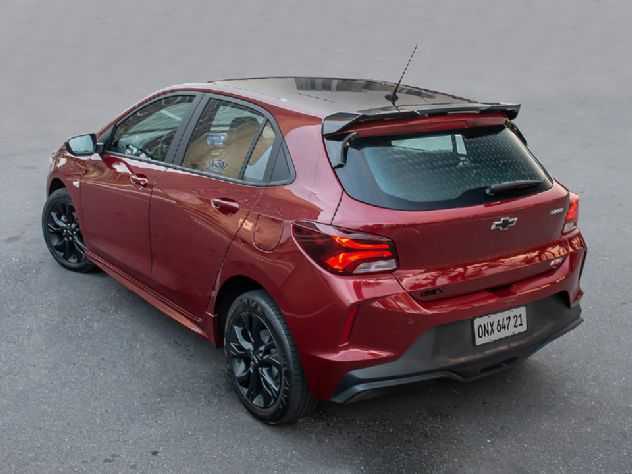 Chevrolet apresenta o Onix RS e o inédito Onix Plus Midnight no Brasil ...
