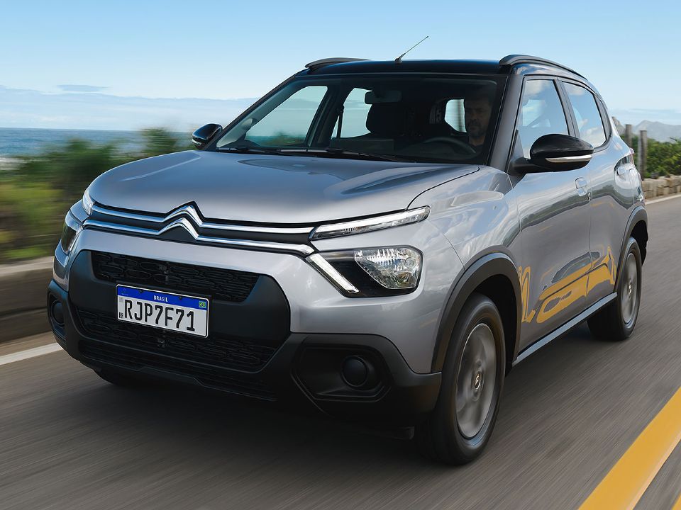 Prestes a receber novidades, Citroën C4 Cactus tem até R$ 10 mil de ...