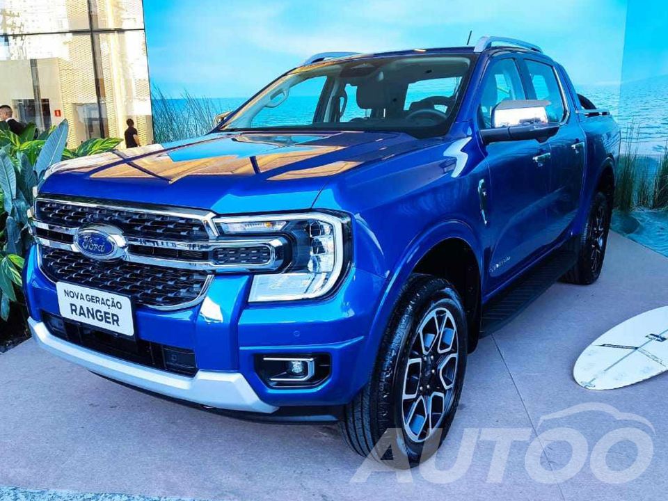 Ford faz rápida exposição do interior da nova Ranger - AUTOO