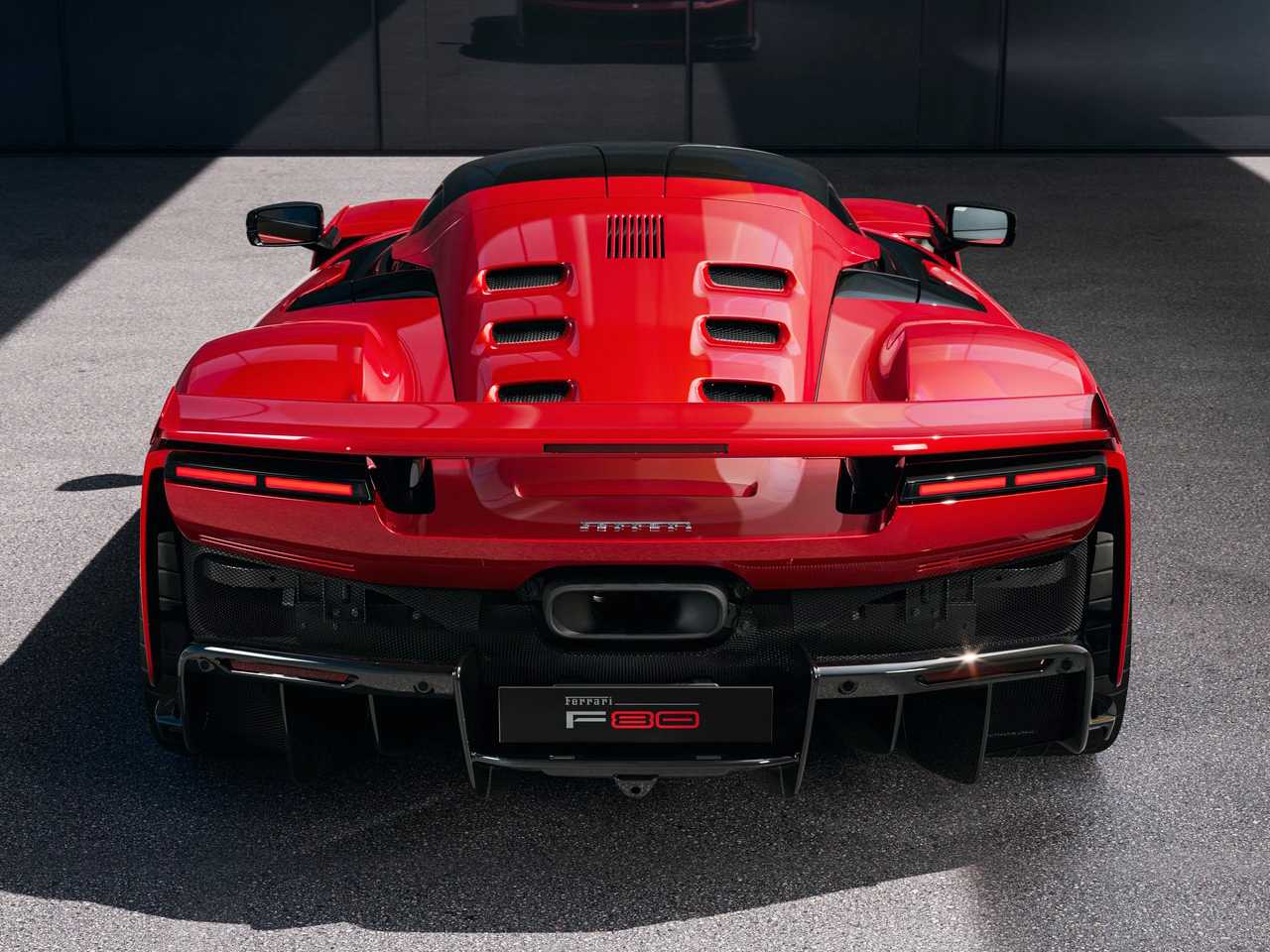 Ferrari F80: a mais potente da história e uma homenagem à lendária F40 ...