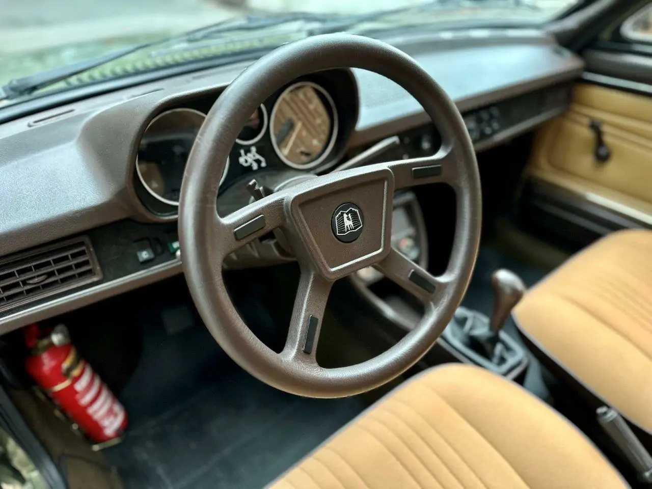 VW Passat TS 79 brilha como se tivesse acabado de sair da fábrica; veja ...