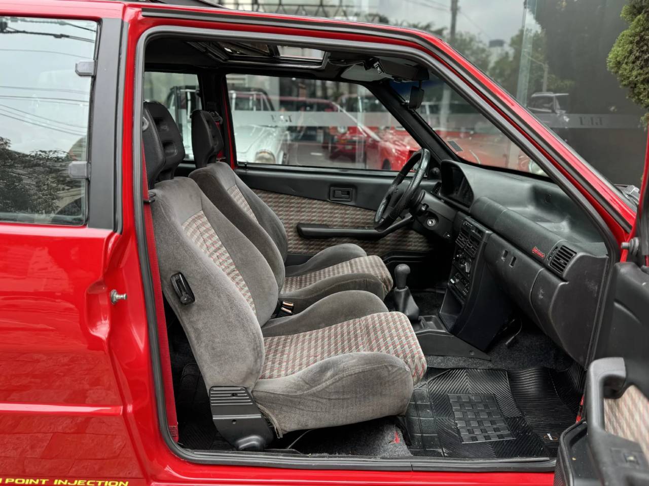 Galeria de fotos: Fiat Uno Turbo: a síntese da esportividade dos anos ...
