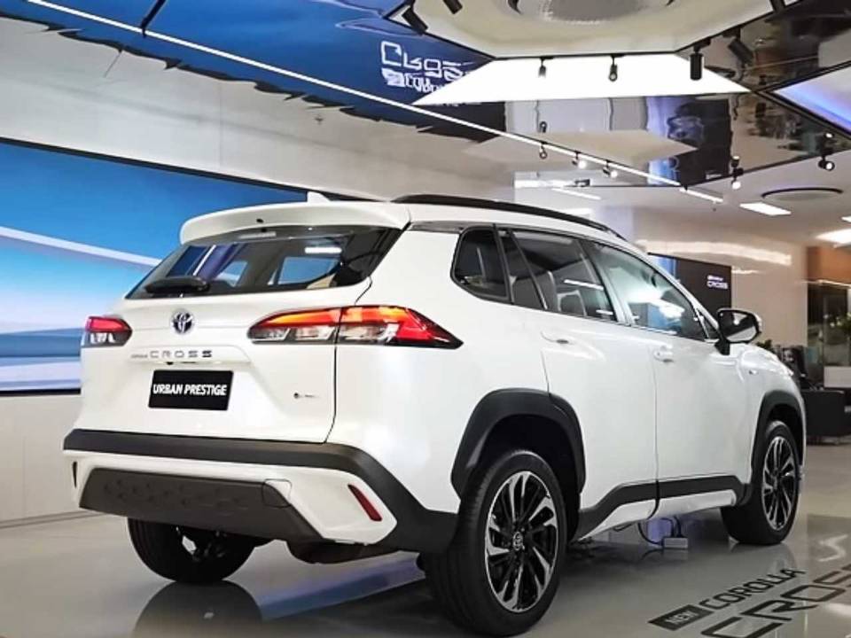 Toyota mostra Corolla Cross 2025 renovado na Tailândia antes do Brasil ...