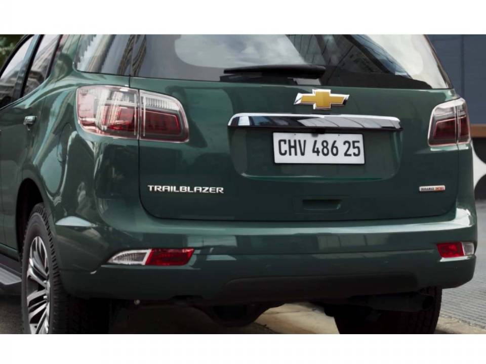 GM revela primeiras imagens da linha 2025 do SUV Trailblazer; confira ...