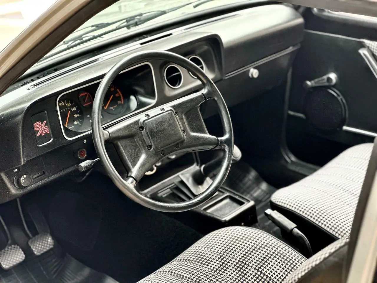 Chevrolet Chevette Hatch S/R é o antigo de R$ 75 mil à espera de novo ...