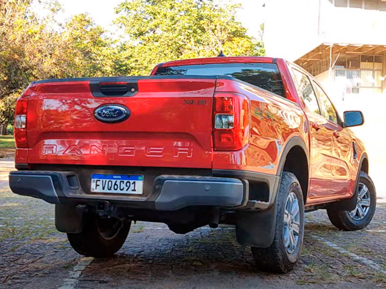Fiat Titano pode mais que a famosa Ford Ranger? Veja comparativo das ...
