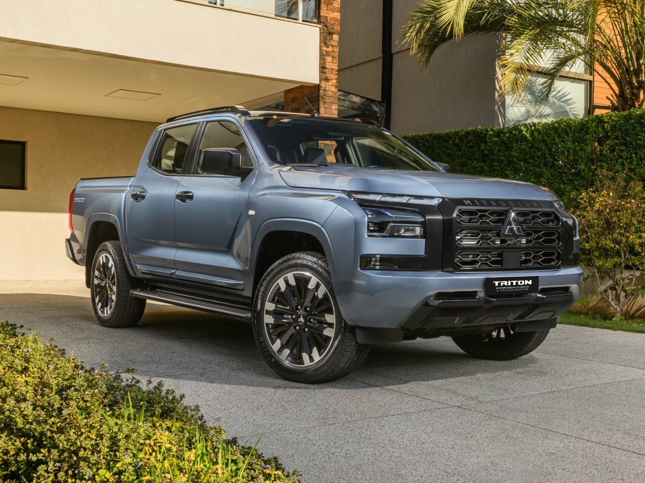 Mitsubishi Triton: veja 5 bons motivos para comprar e 5 para fugir da ...