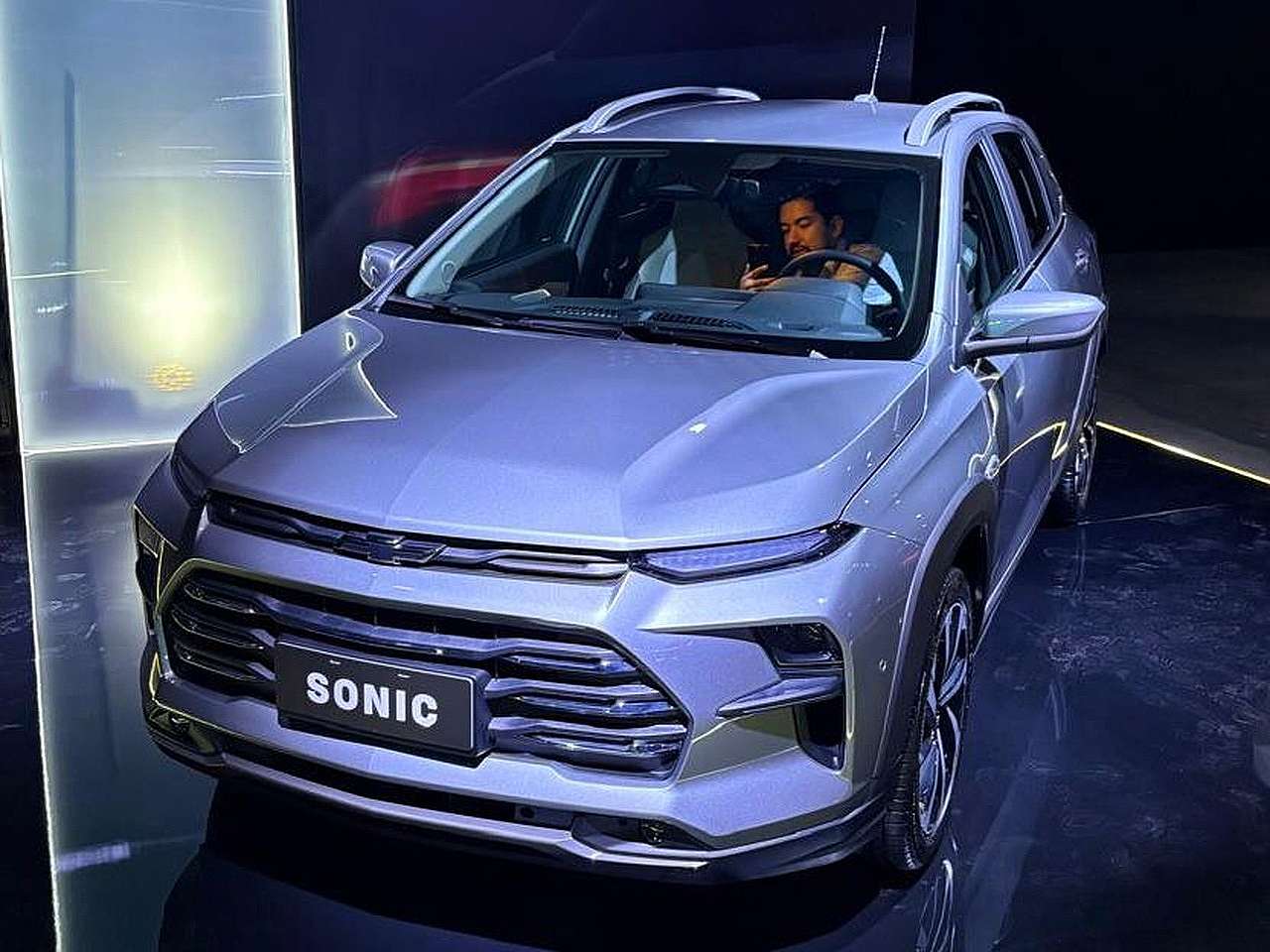 GM começa a vender novo Sonic; veja preço da novidade - AUTOO